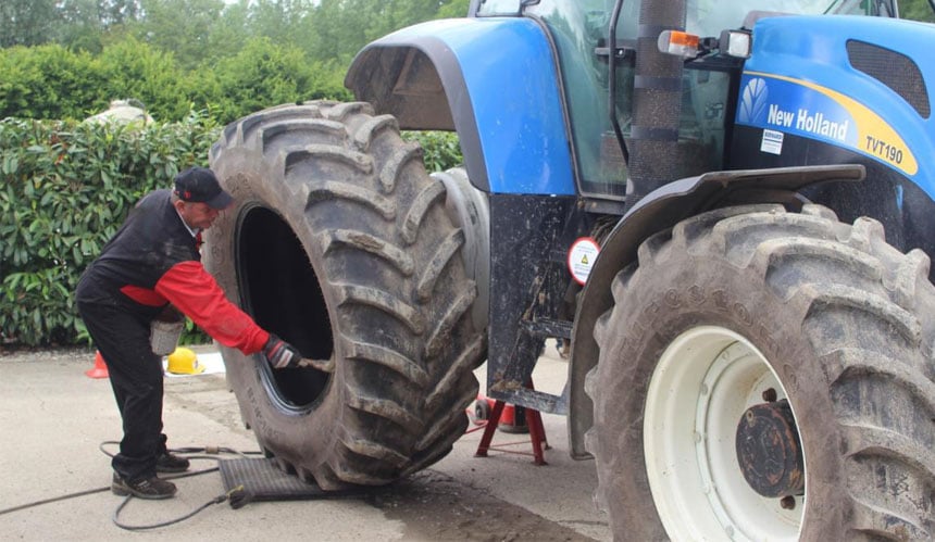 Conseils pour le démontage ou le montage des pneus de tracteurs