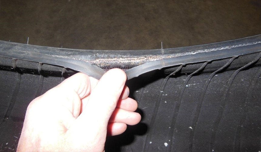 10 pièges à éviter lors du montage et démontage des pneus